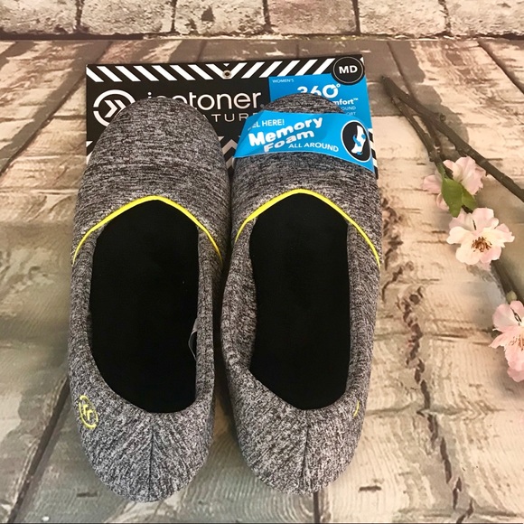 isotoner | Shoes | Isotoner 36 Surround Comfort Memory Foam Slippers ...